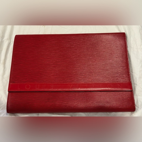 Louis Vuitton | Bags | Lv Epi Red Pochette Clutch Business Flap ...
